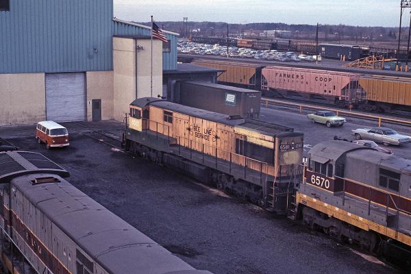 GE U30C | Conrail Photo Archive