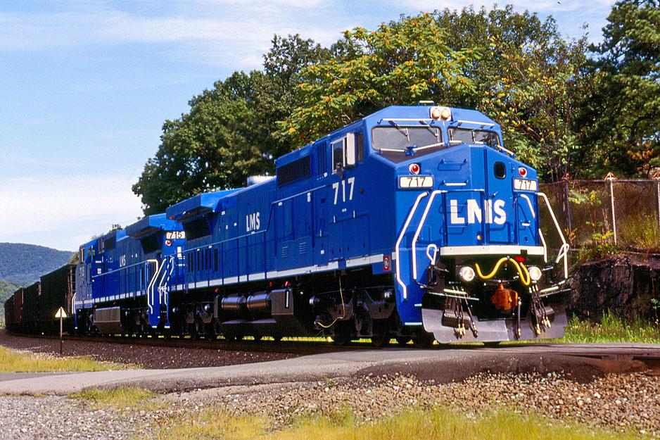 LMS 717 Iona Island, NY 9-3-1994 | Conrail Photo Archive