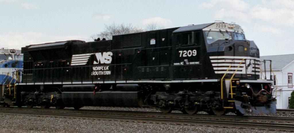 NS 7209 (CR 4117) | Conrail Photo Archive