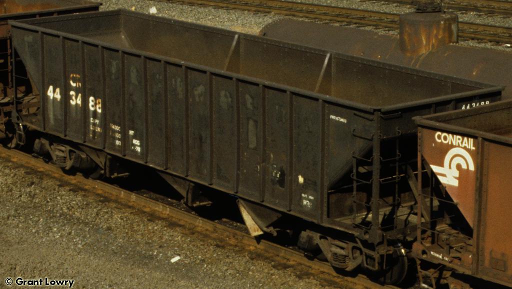 CR 443488 - Class H39 | Conrail Photo Archive