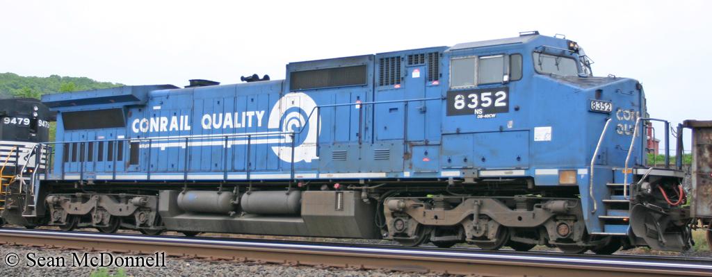 NS 8352 (CR 6113) | Conrail Photo Archive