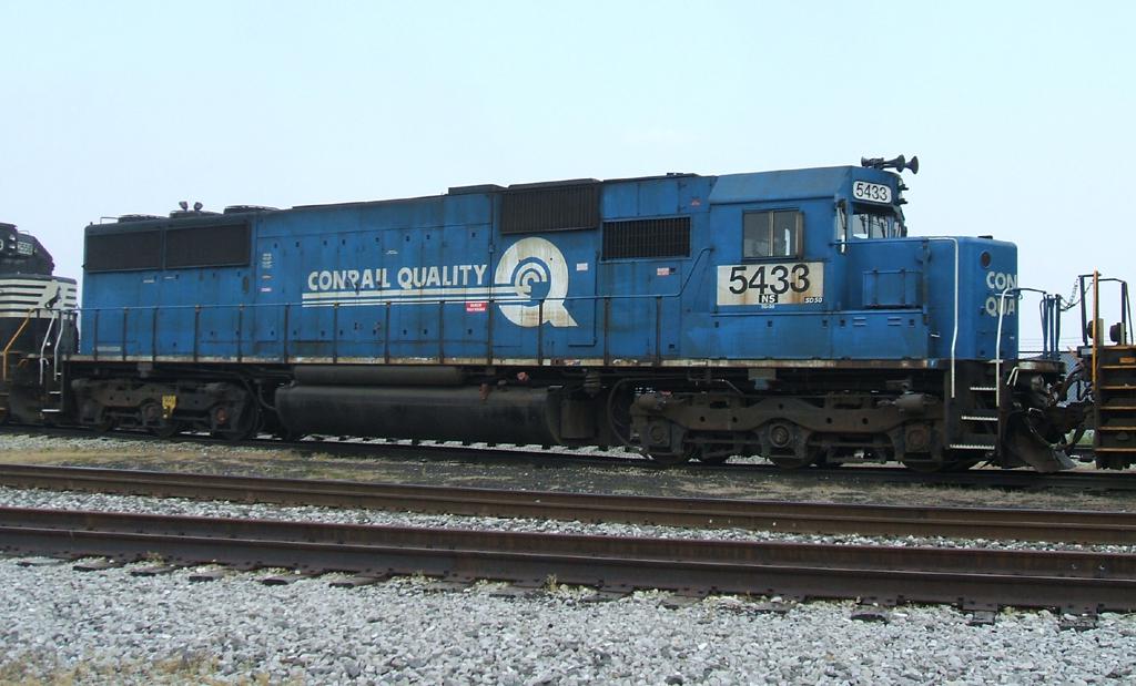 NS 5433 (CR 6761) | Conrail Photo Archive