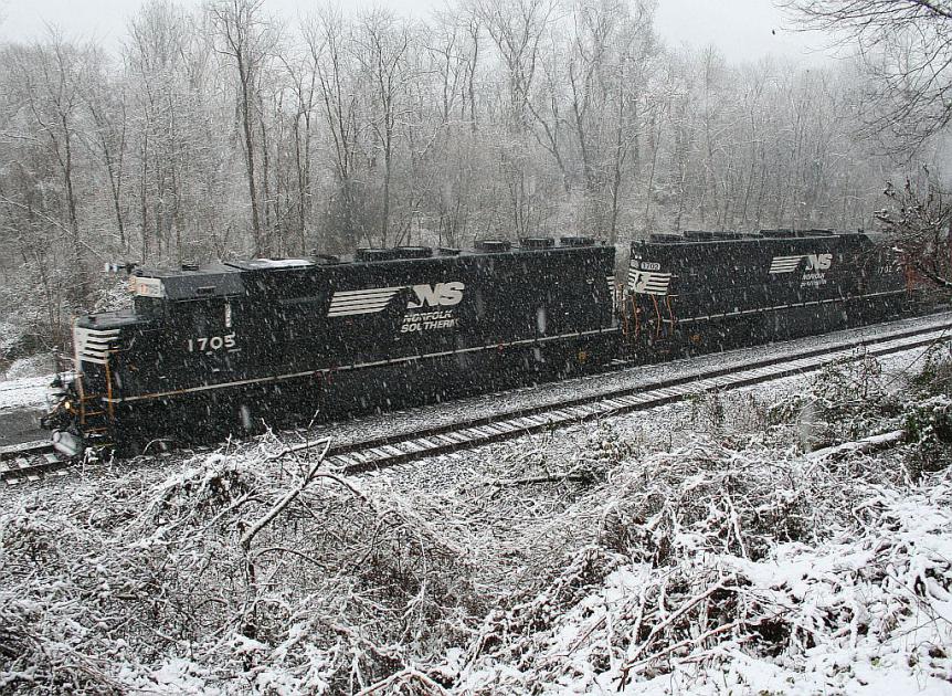 NS 1705, 1702 (CR 6666, 6659) | Conrail Photo Archive