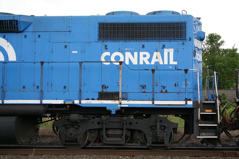 NS 5300 (ex CR 8111) 5-22-10 Marysville, PA | Conrail Photo Archive