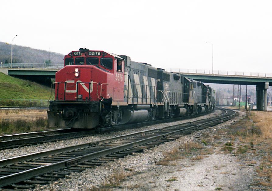 CN 5576 Hornell, NY October, 1977 | Conrail Photo Archive