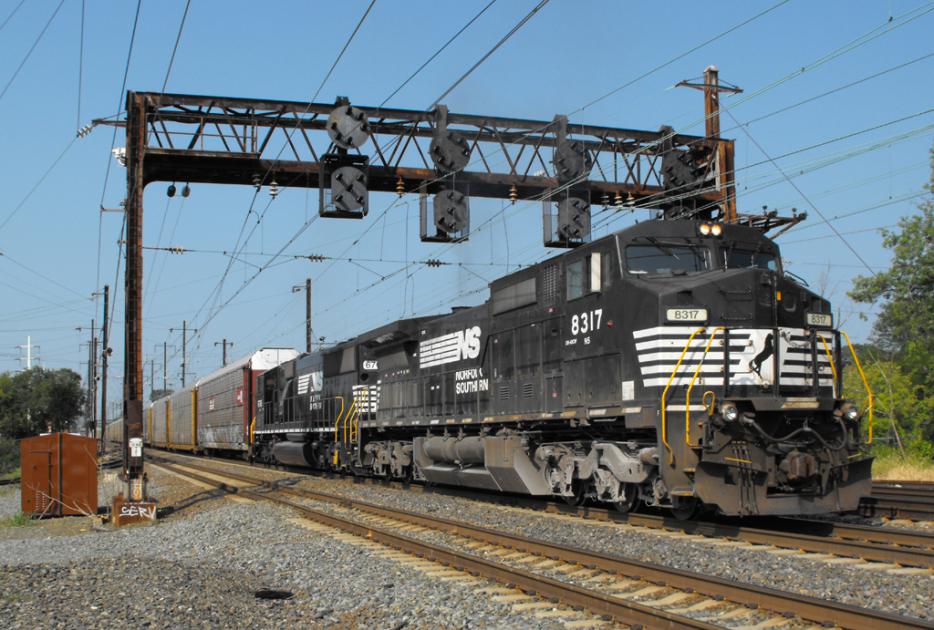 NS 8317 (CR 6057) | Conrail Photo Archive
