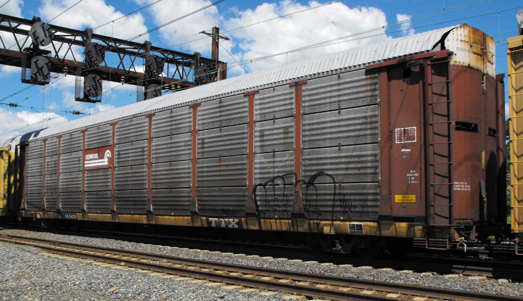 TTGX 961459-Rack class ML2L | Conrail Photo Archive