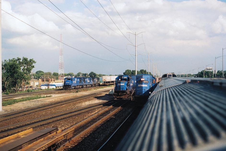 CR 1672 at Englewood, IL | Conrail Photo Archive