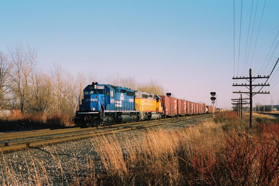 CR 6974 at Gary, IN | Conrail Photo Archive