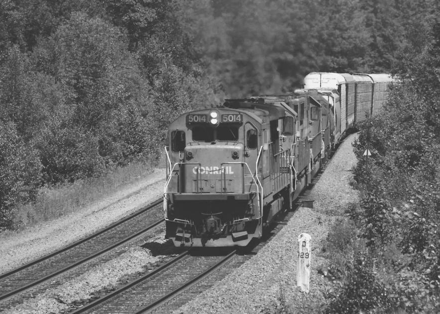 CR 5014 in Becket, MA. on 7/25/92. (1) | Conrail Photo Archive