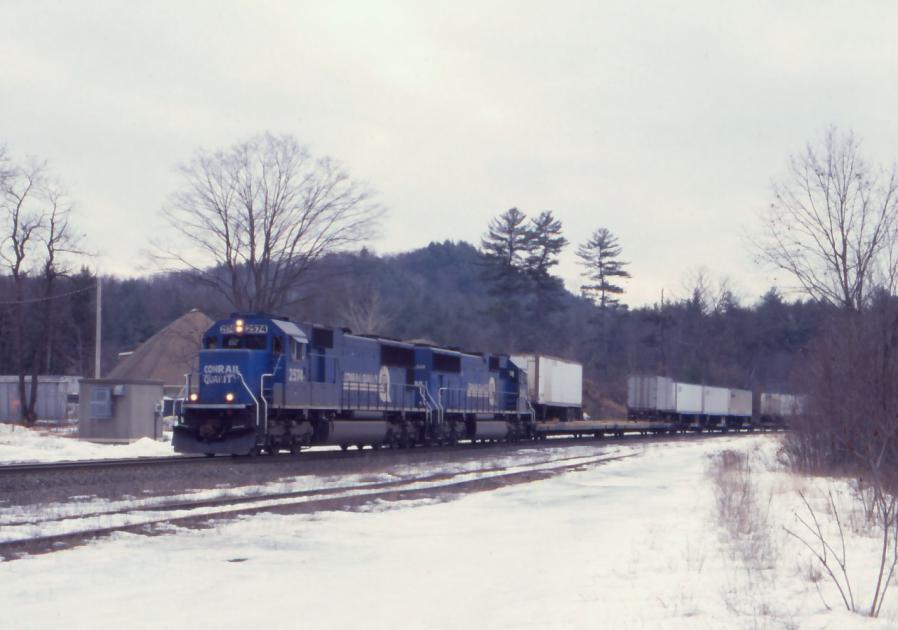 CR 2574 at Huntington, MA. on 2/20/99. | Conrail Photo Archive