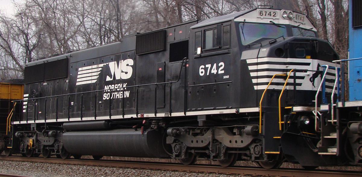 NS 6742 (CR 5618) | Conrail Photo Archive