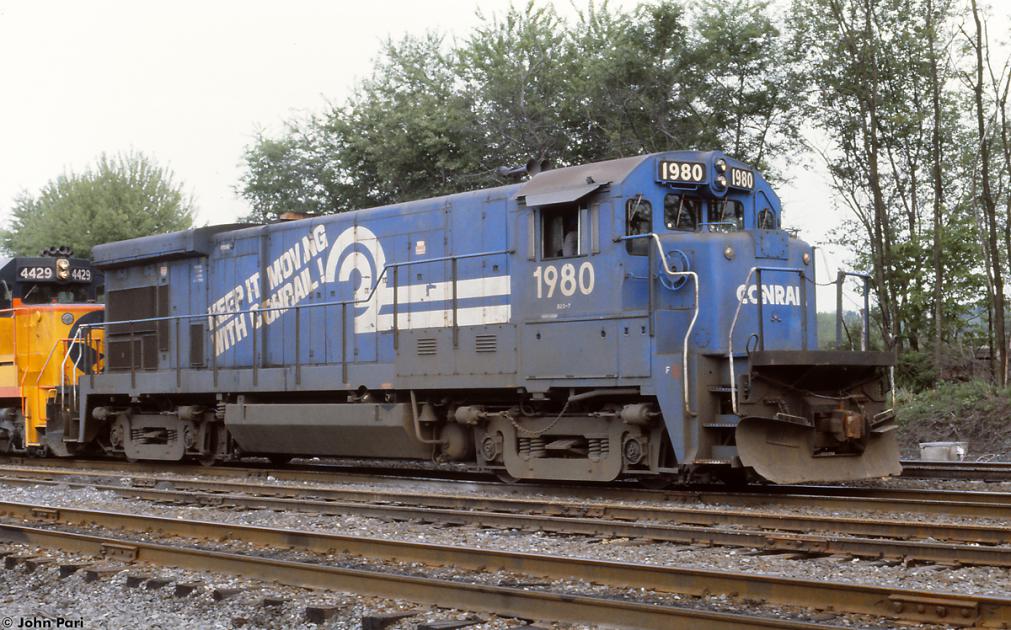 CR 1980 - B23-7 at Rutherford, PA | Conrail Photo Archive