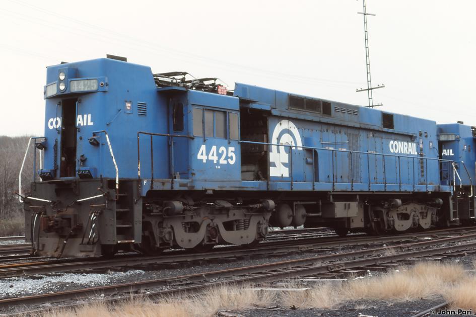 CR 4425 Rutherford, PA 4-22-1984 | Conrail Photo Archive