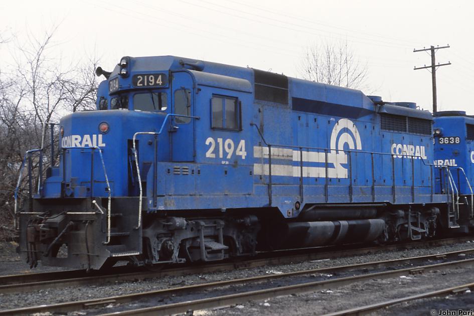 CR 2194 Rutherford, PA 3-6-1983 | Conrail Photo Archive