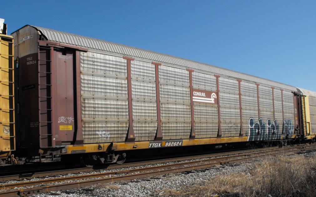 TTGX 982624-Rack class ML2L | Conrail Photo Archive