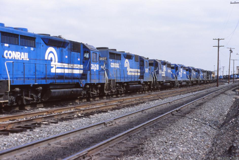 CR 3628 Rutherford, PA 3-22-1982 | Conrail Photo Archive