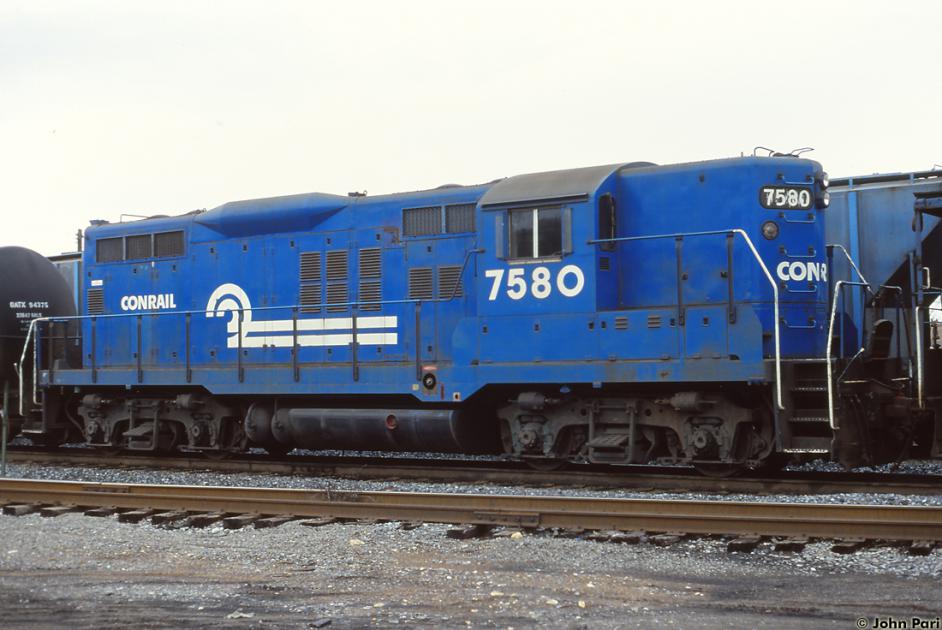 CR 7580 - GP10 at Rutherford, PA | Conrail Photo Archive