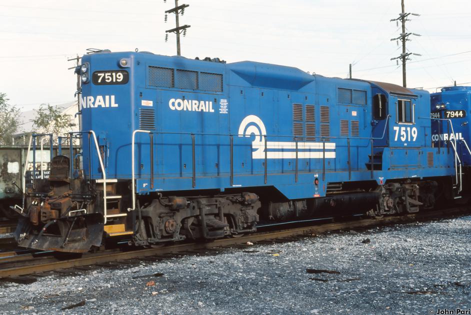 CR 7519 - GP10 at Steelton, PA | Conrail Photo Archive