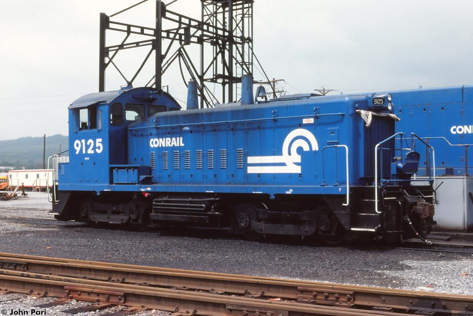 CR 9125 - SW9 at Lewistown, PA | Conrail Photo Archive
