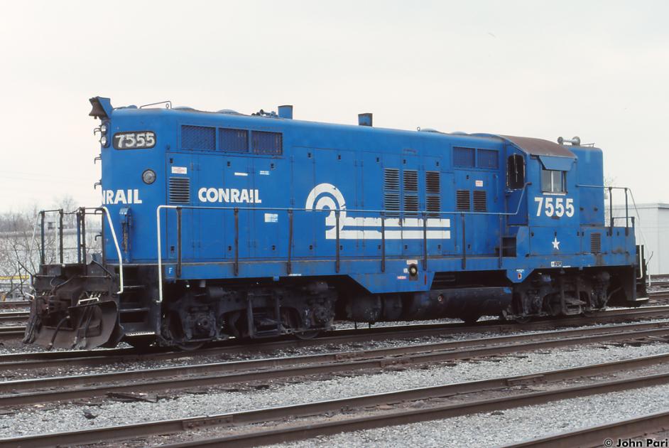 CR 7555 - GP10 at Shiremanstown, PA | Conrail Photo Archive