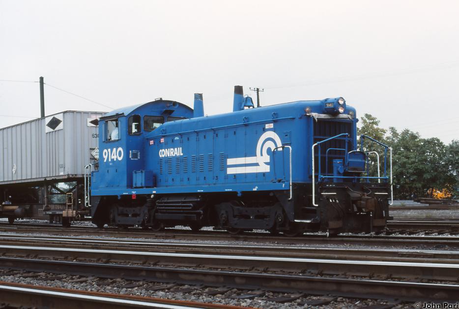 CR 9140 - SW9 at Harrisburg, PA | Conrail Photo Archive