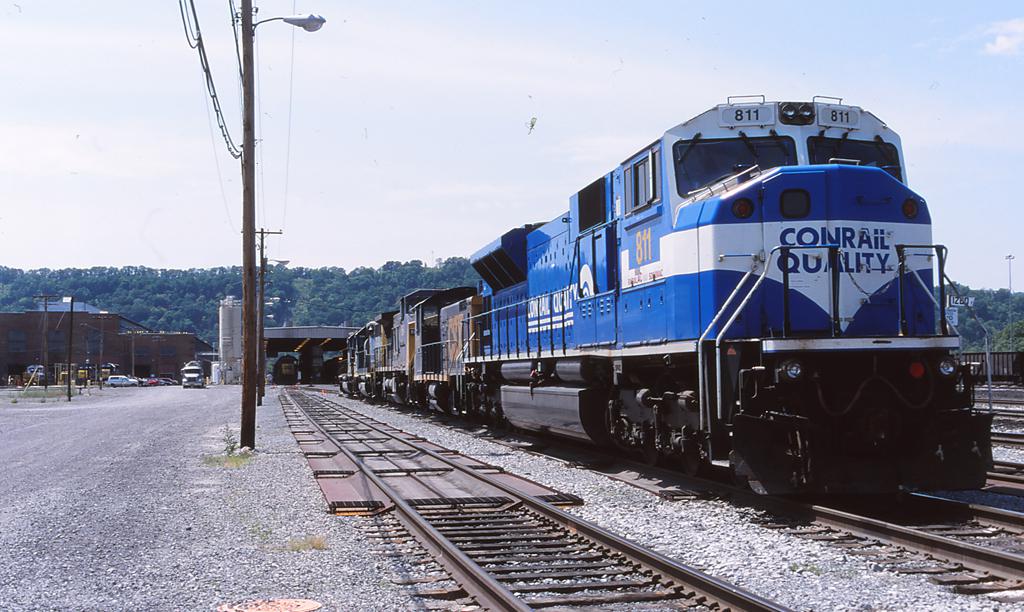 CSXT 811 (CR 4125) | Conrail Photo Archive