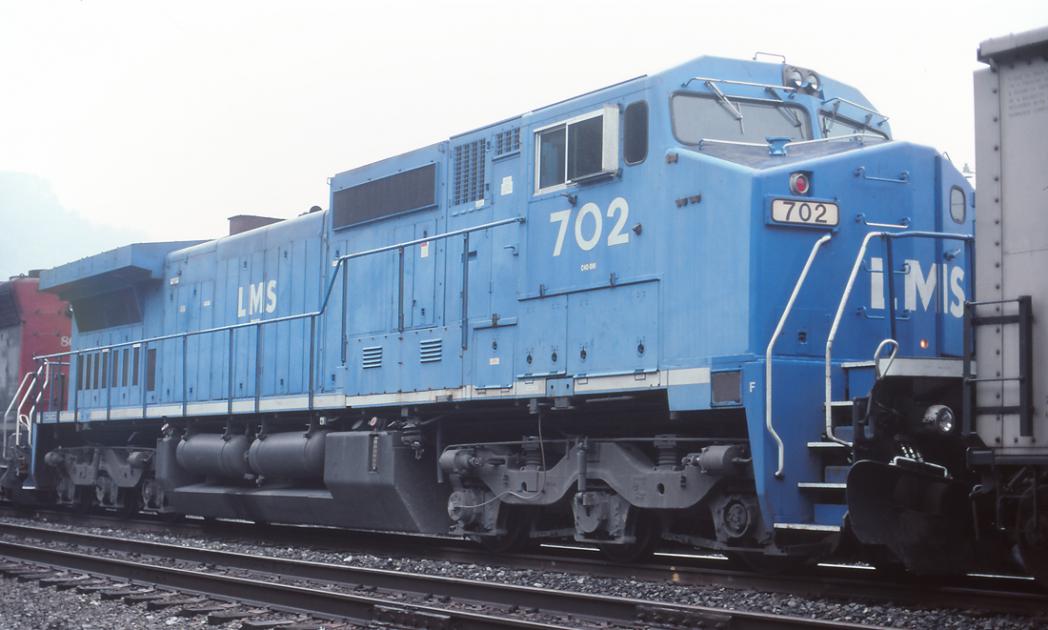 LMS 702 | Conrail Photo Archive