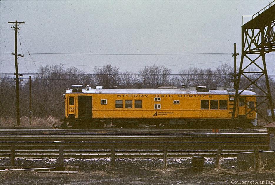 Sperry Rail Service 132 Abrams, PA 2-19-1977 | Conrail Photo Archive