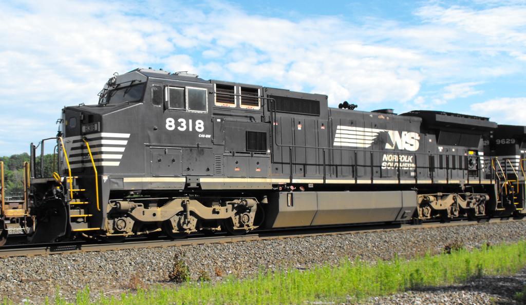 NS 8318 (CR 6058) | Conrail Photo Archive