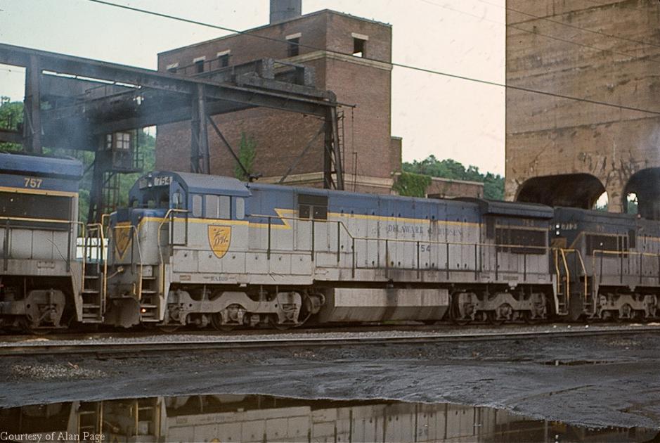 DH 754 Bethlehem, PA 8-6-1977 | Conrail Photo Archive