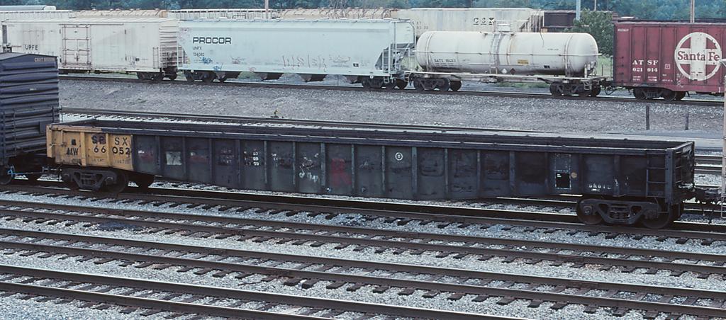 SPSX 66052-Class GR61C | Conrail Photo Archive