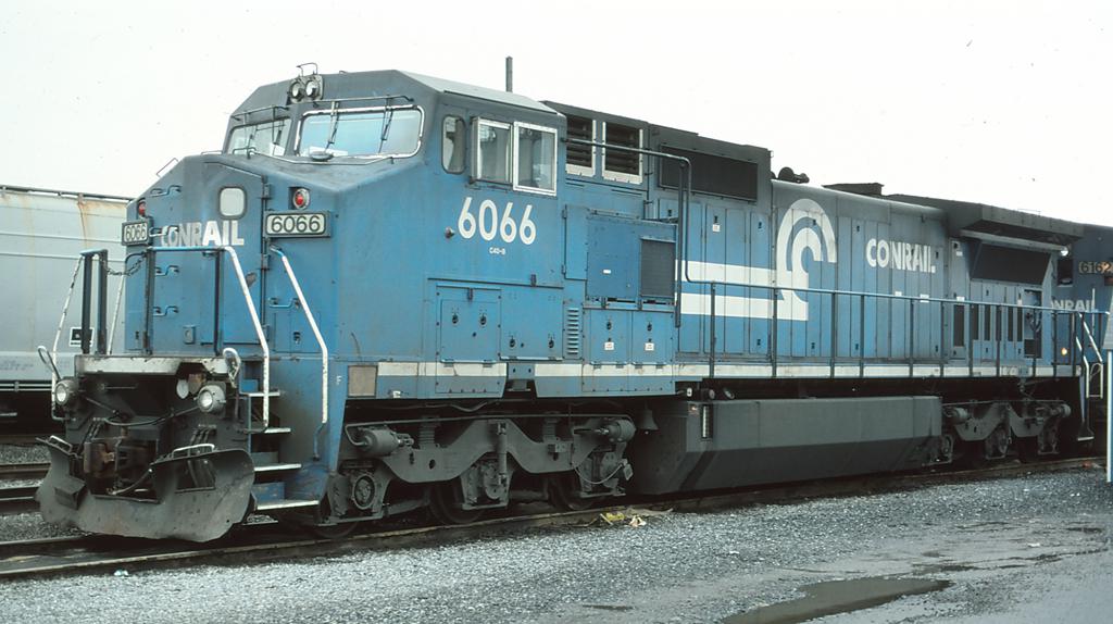 CR 6066 at Edgemoor DE 1/18/98 | Conrail Photo Archive