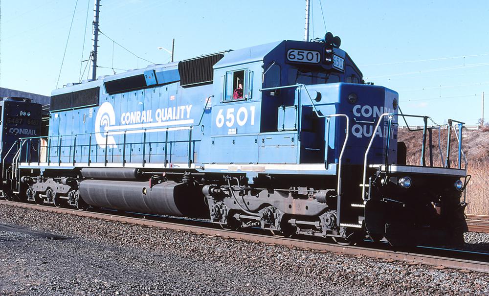 CR 6501 at Edgemoor DE 12/25/97 | Conrail Photo Archive