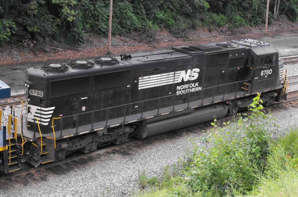 NS 6780 (CR 5530) | Conrail Photo Archive