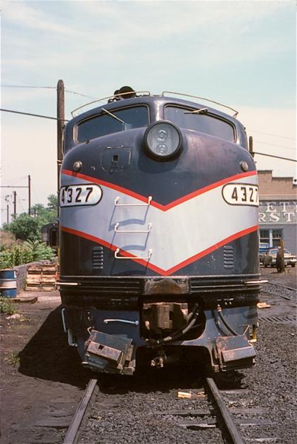 NJT 4327 ex-ICG 4023 South Amboy, NJ 6-14-1980 | Conrail Photo Archive