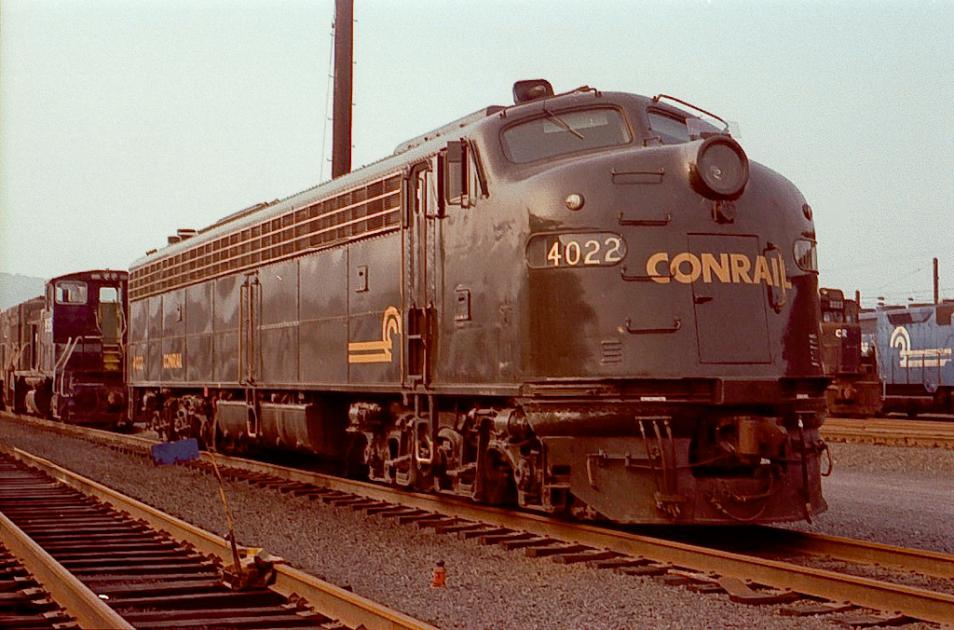 CR 4022 Enola, PA 9-5-1983 | Conrail Photo Archive