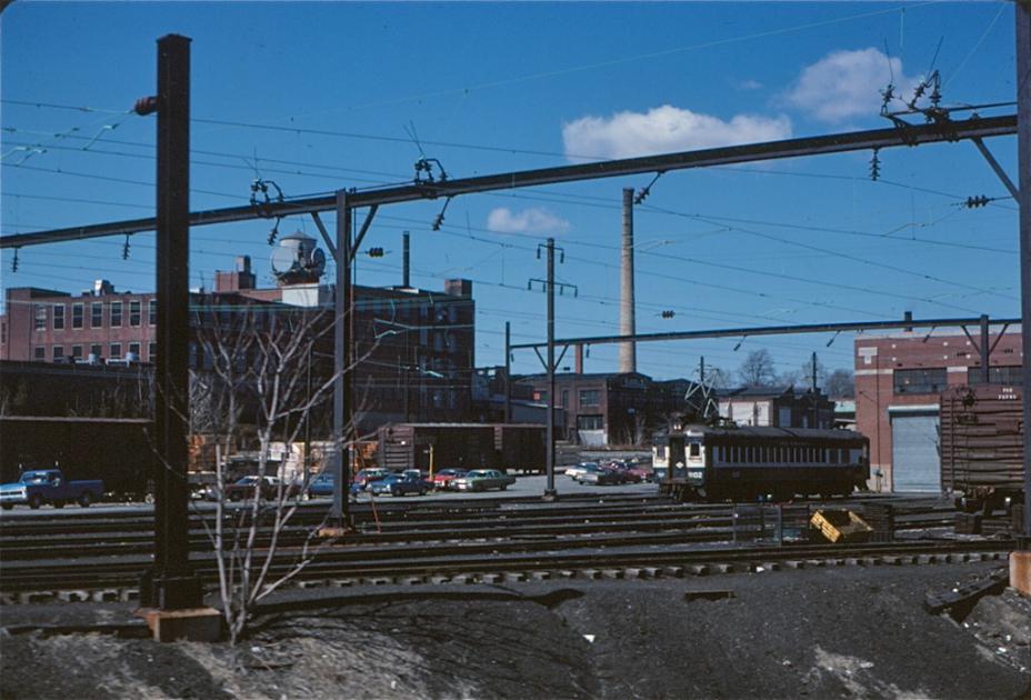 CR Septa 9102 Wayne Junction, PA 3-26-1977 | Conrail Photo Archive