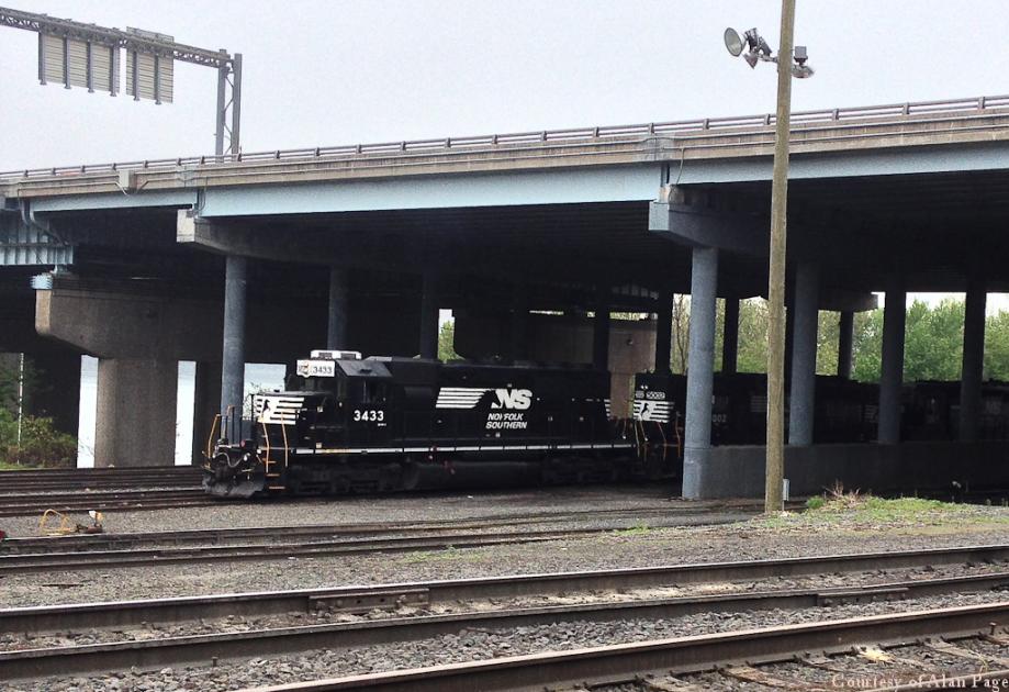 NS 3433 (CR 6976) (3) | Conrail Photo Archive