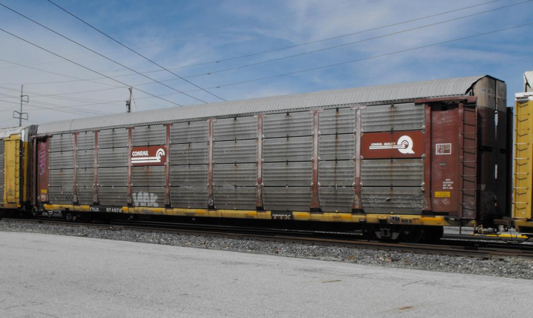 TTGX 974070-Rack class ML2L | Conrail Photo Archive