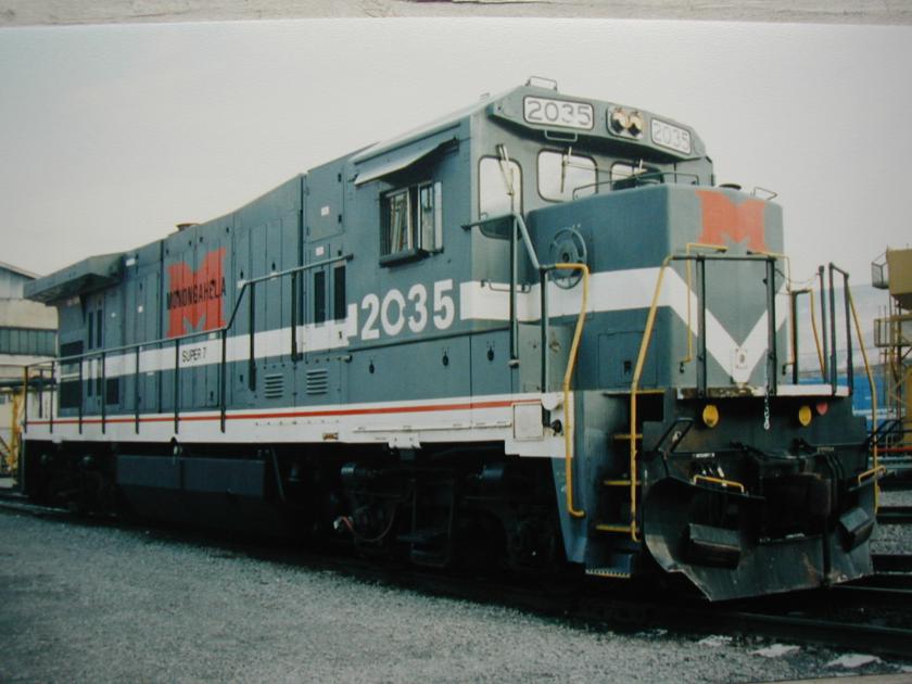 CR 2035, ex-MGA B23-7R at Juniata Shops, 12/93 | Conrail Photo Archive