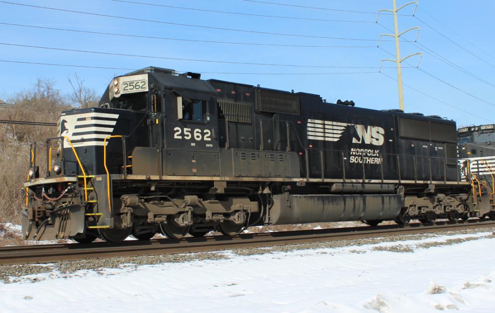 NS 2562 (CR 2562) | Conrail Photo Archive