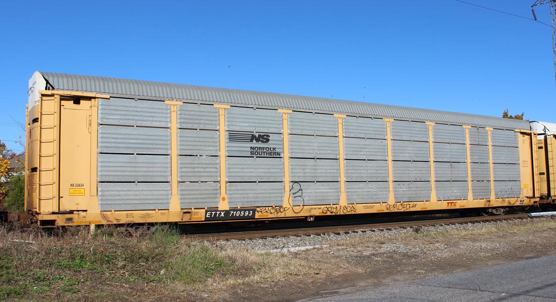 ETTX 710593-Rack class FT645 (ML3W) | Conrail Photo Archive