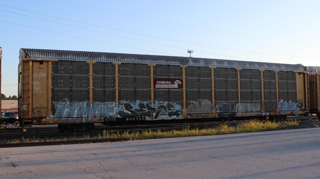 ETTX 802390-Rack class ML3N | Conrail Photo Archive