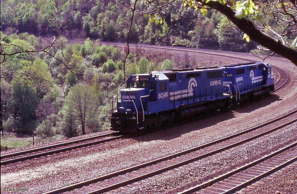 CR 6049 and CR 6051 at Horseshoe Curve in 1984 | Conrail Photo Archive