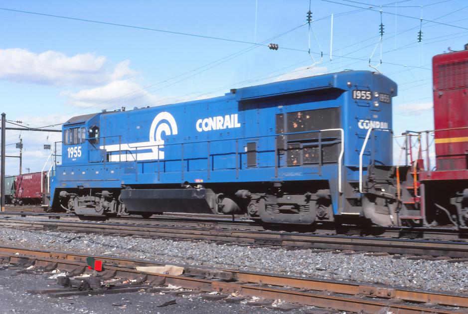 CR 1955 (B23-7) Rear View | Conrail Photo Archive