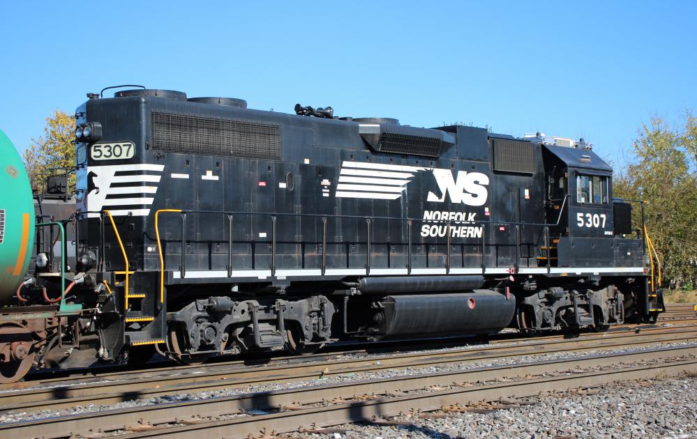 NS 5307 (CR 8123) | Conrail Photo Archive