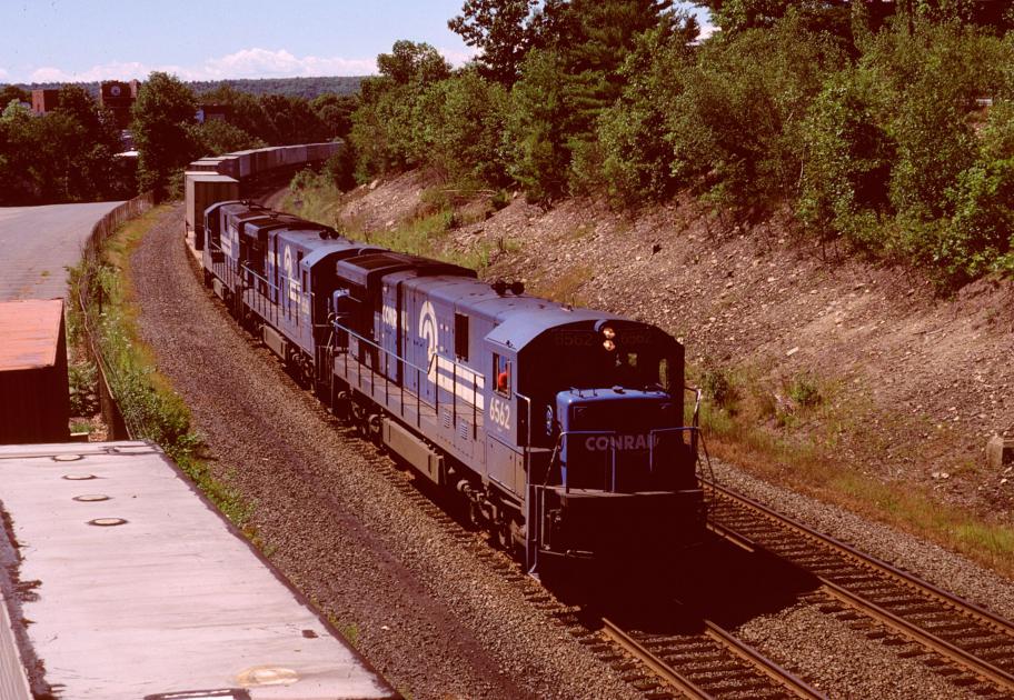 CR 6562 Framingham MA Sep 1987 | Conrail Photo Archive
