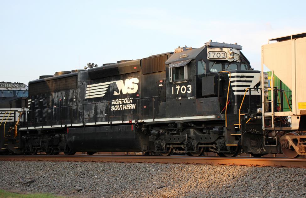 NS 1703 (CR 6662) | Conrail Photo Archive