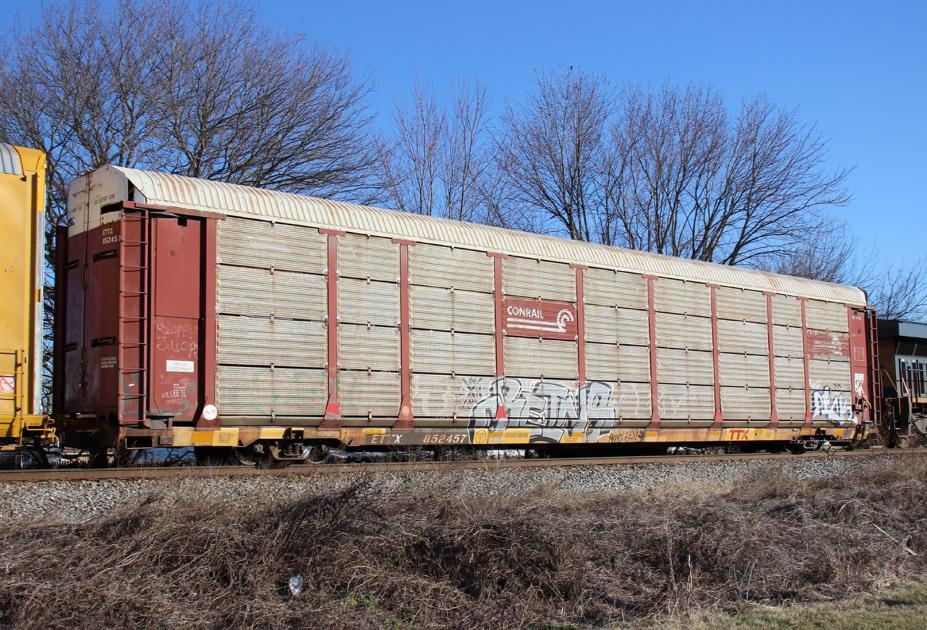 ETTX 852457-Rack class ML3V | Conrail Photo Archive